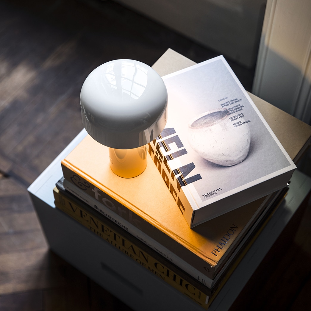 FLOS(フロス) | ACTUS online (アクタス オンライン)